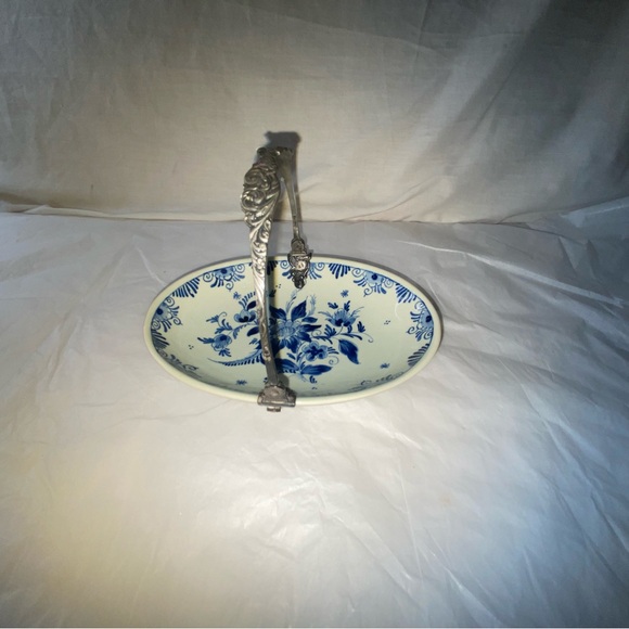 Kitchen | Vintage Blue And White Floral Dish With Silver Handle | Poshmark